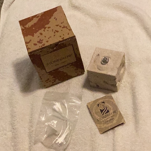 Stone Glow | Accents | Stone Glow Oil Lamp | Poshmark